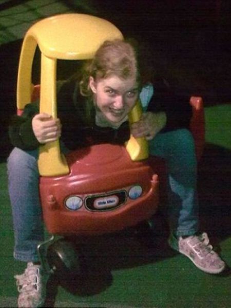 Girls Getting Stuck In The Weirdest Places 32 Pics