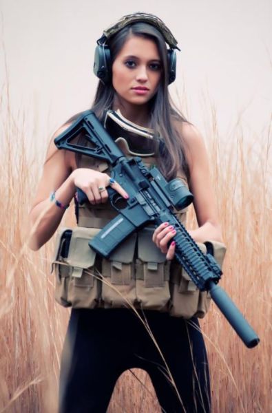Hot Chicks With Guns Are Definitely A Killer Combination 75 Pics 5